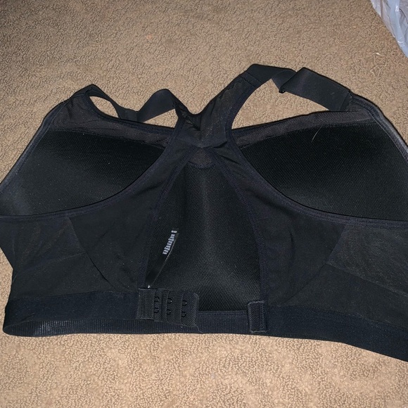 Victoria's Secret | Intimates & Sleepwear | Victoria Secret Sports Bras ...